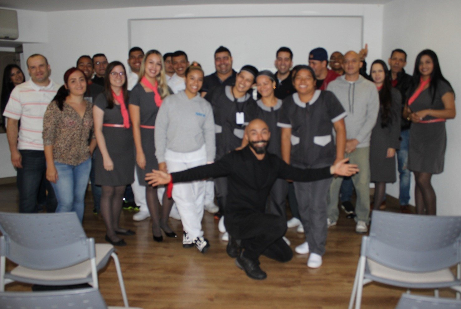 TEACHING & TRAINING - Ricky Estrada