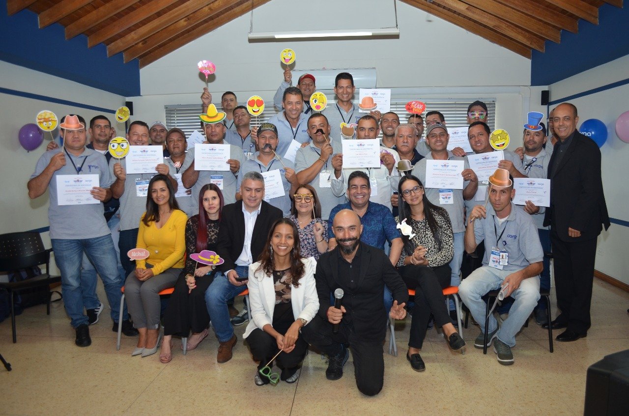 TEACHING & TRAINING - Ricky Estrada